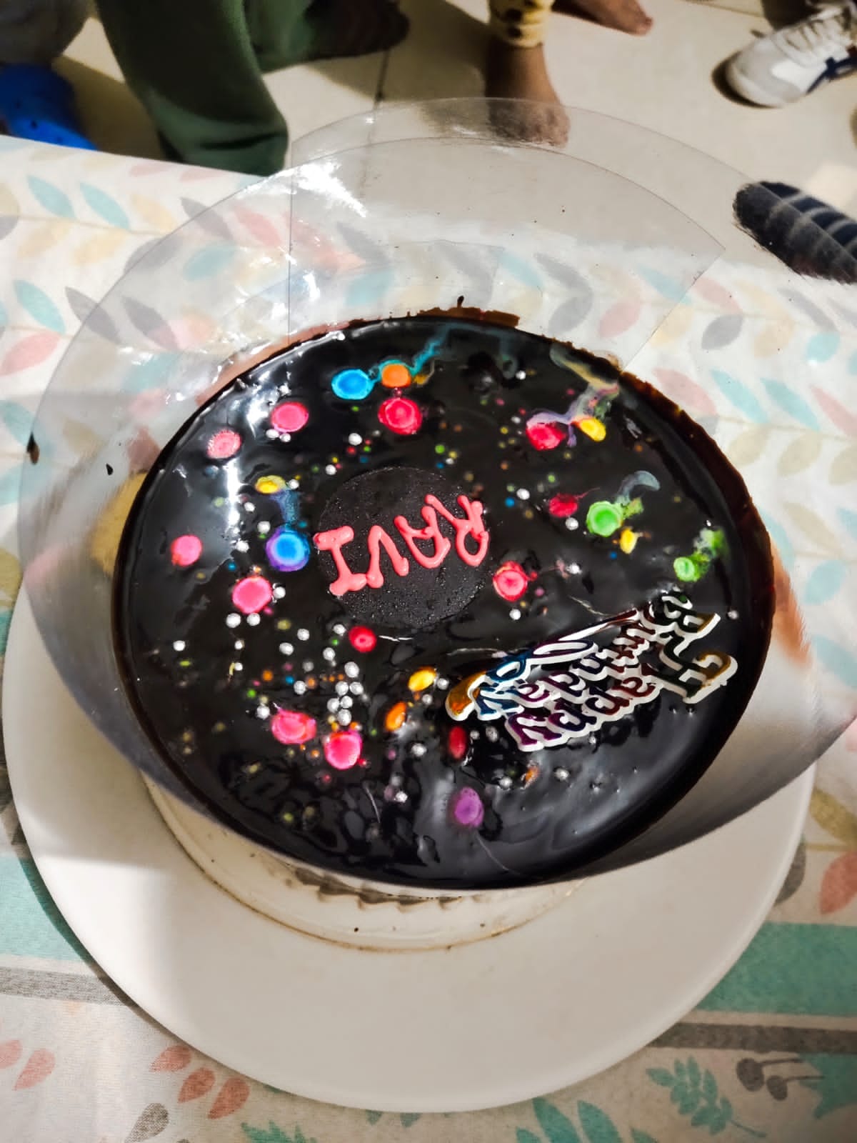 Order Choco Gems Pull Me Up Cake Online, Price Rs.1549 | FlowerAura