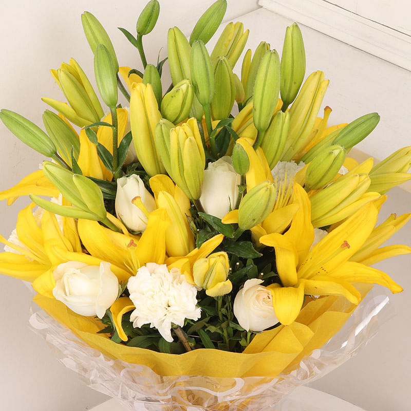 Buy Lilies Online | Lily Flowers Delivery in India | 20% OFF | FlowerAura