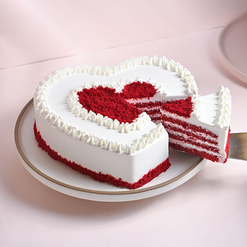 Heart Shape Cake Online | Order Heart Cake for Birthday | FlowerAura