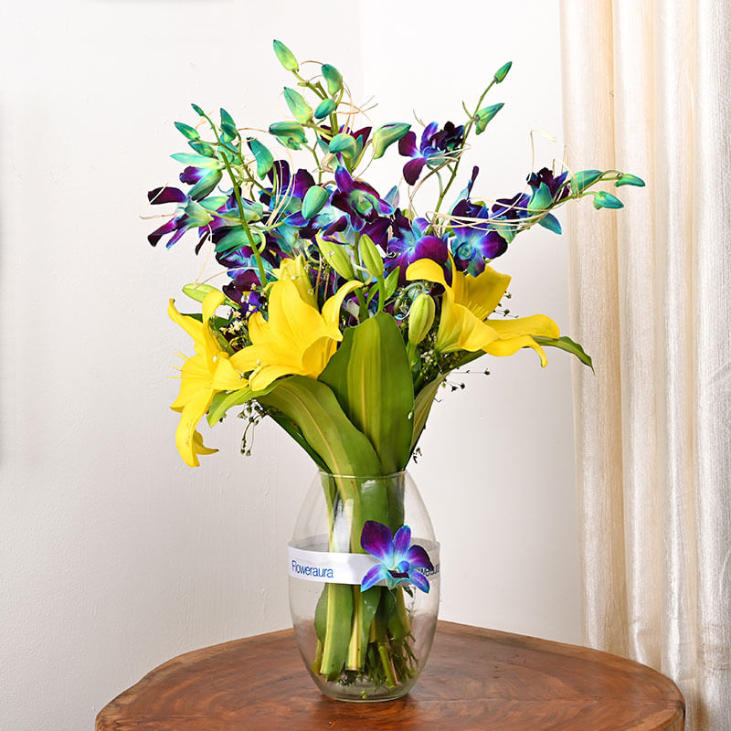 Orchids Bouquet | Send Orchid Flower Bouquet Online | 20% OFF | FlowerAura