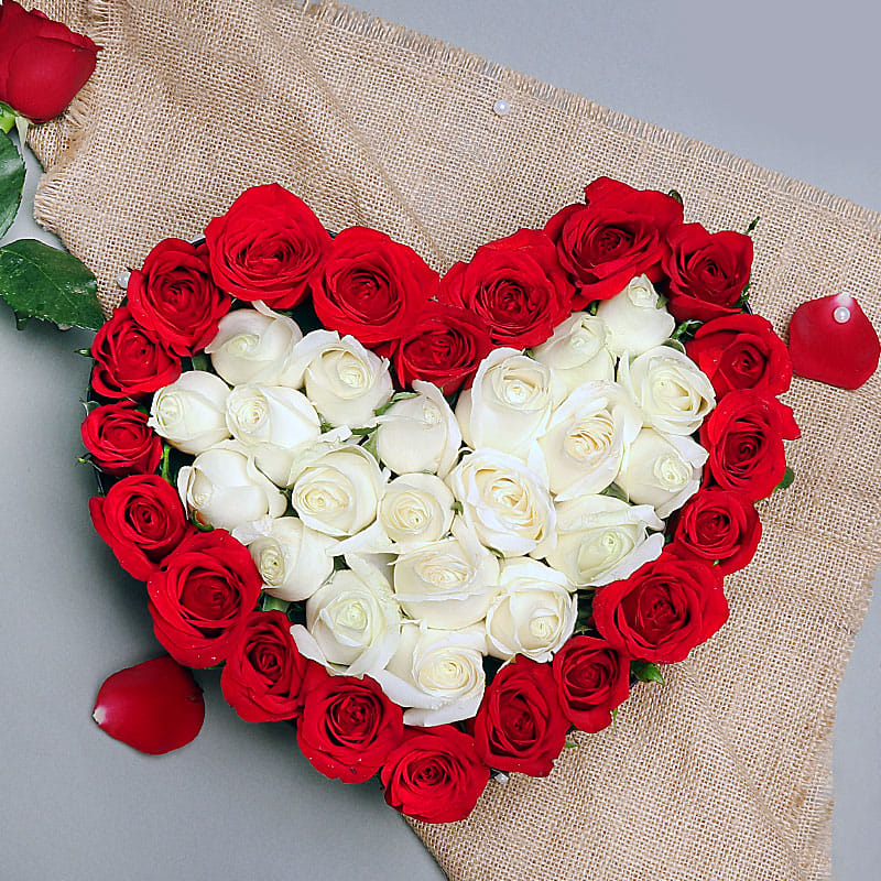 Heart Shape Flowers Roses Bouquet | Heart Shape Flower Decoration ...