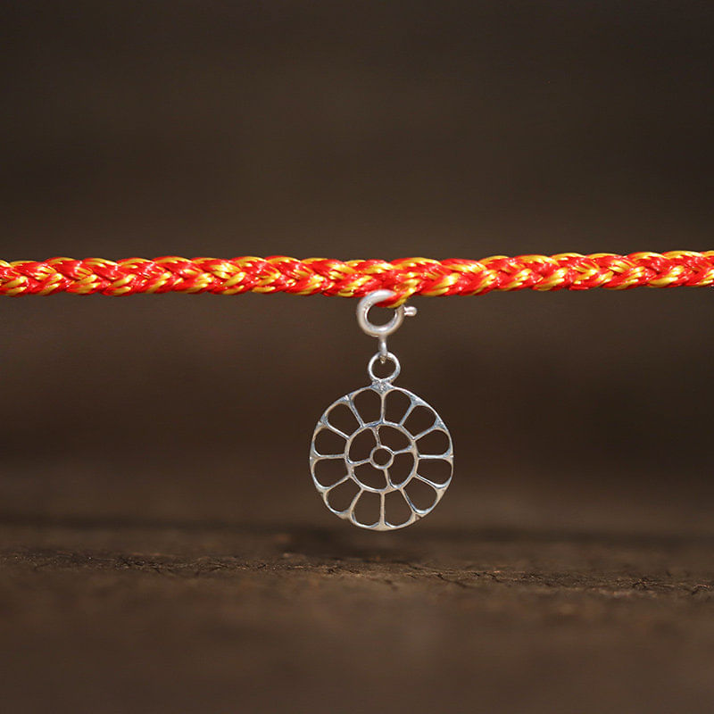 Silver Rakhi Online - Buy Pure Silver Rakhi Bracelets in India | FlowerAura