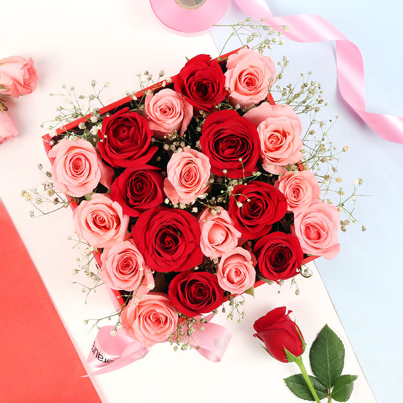 Flower Box Online | Buy Flowers in a Box | Rose Gift Box - FlowerAura ...