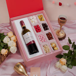 Corporate Gift Hampers | Gift Hampers For Employees | FlowerAura